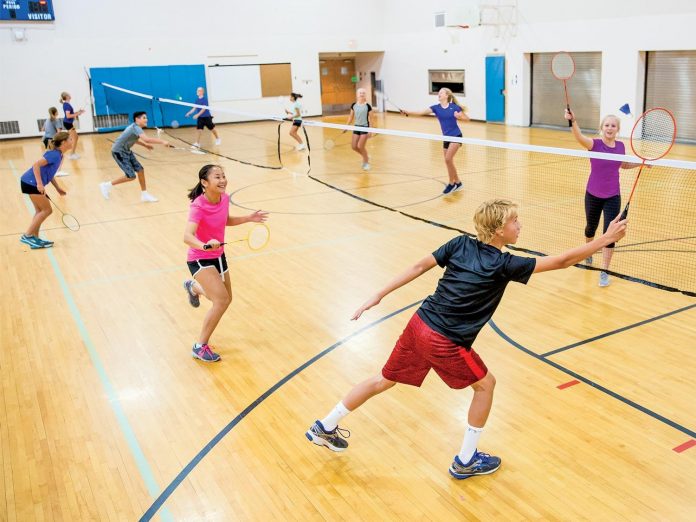 Teaching Badminton in PE: Skills and Drills for Success